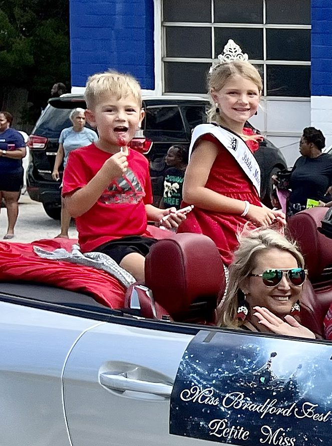 Bradford High School Homecoming Parade – BC Telegraph